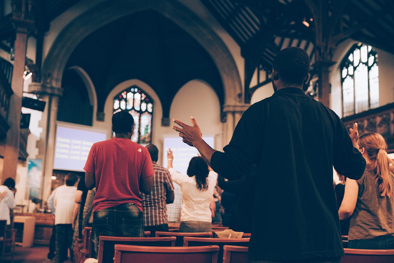 What Should Our Worship Gatherings Look Like? – Renewed Belief